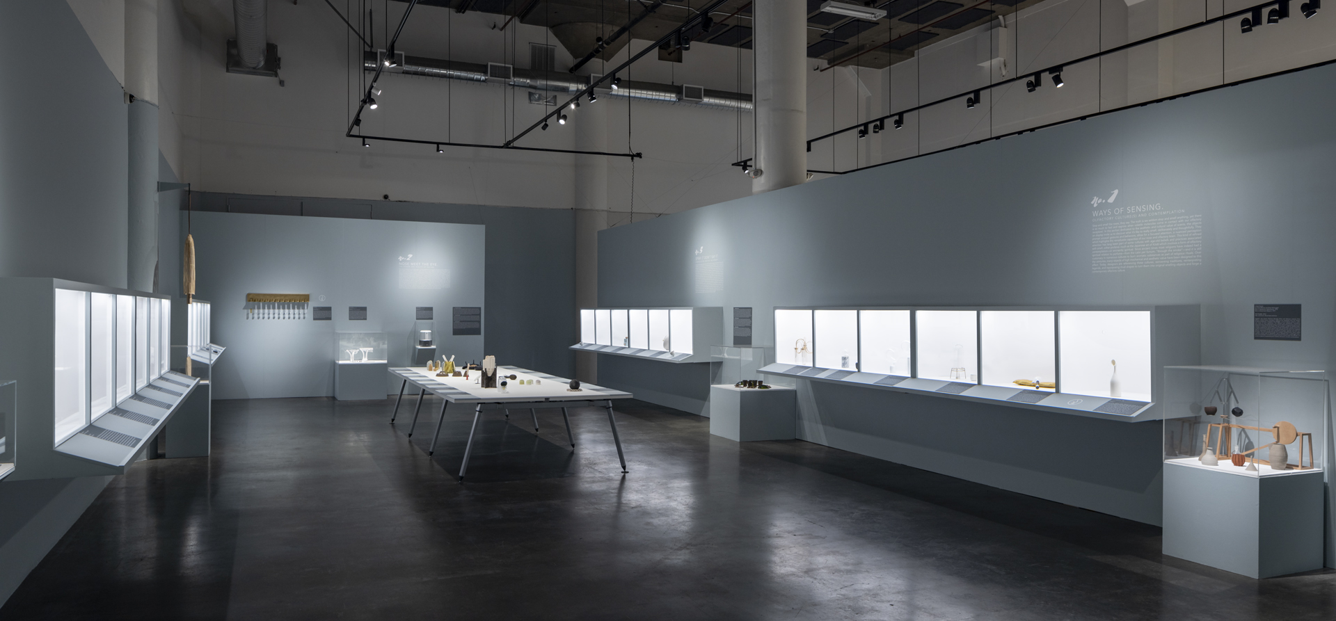 Scent Clock – There is something in the air – STUDIO PATRICK PALCIC